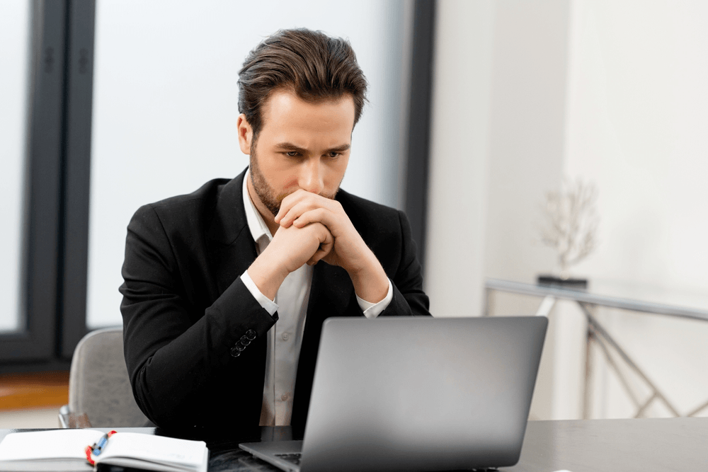 Contracted Hours UK: Definition, Examples, and Regulations - Shiftbase