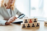 Beneficios y desafíos de la jornada partida en el trabajo - Shiftbase